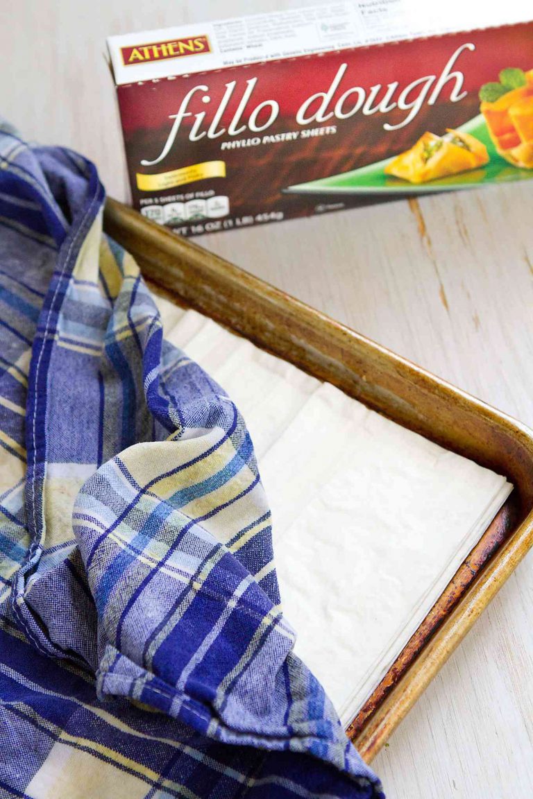 4-Ingredient Blueberry Goat Cheese Phyllo Turnovers - Healthy Dessert