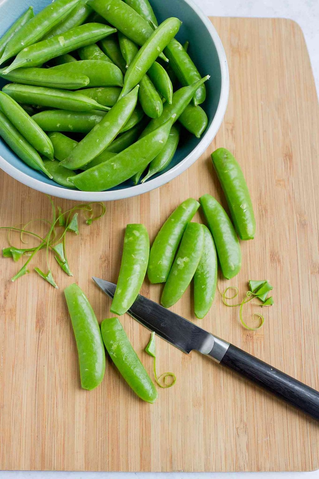 Greek Sugar Snap Peas Recipe - Cookin Canuck - Easy Side Dish