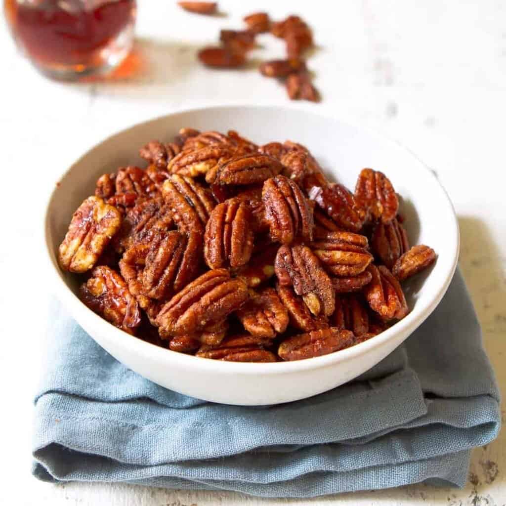 Maple Pecans Recipe - Cookin Canuck - Easy glazed nuts